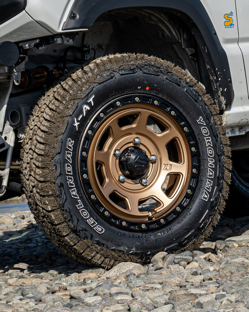 ジムニー JB64 x XTREME-J XJ07 | MLJ