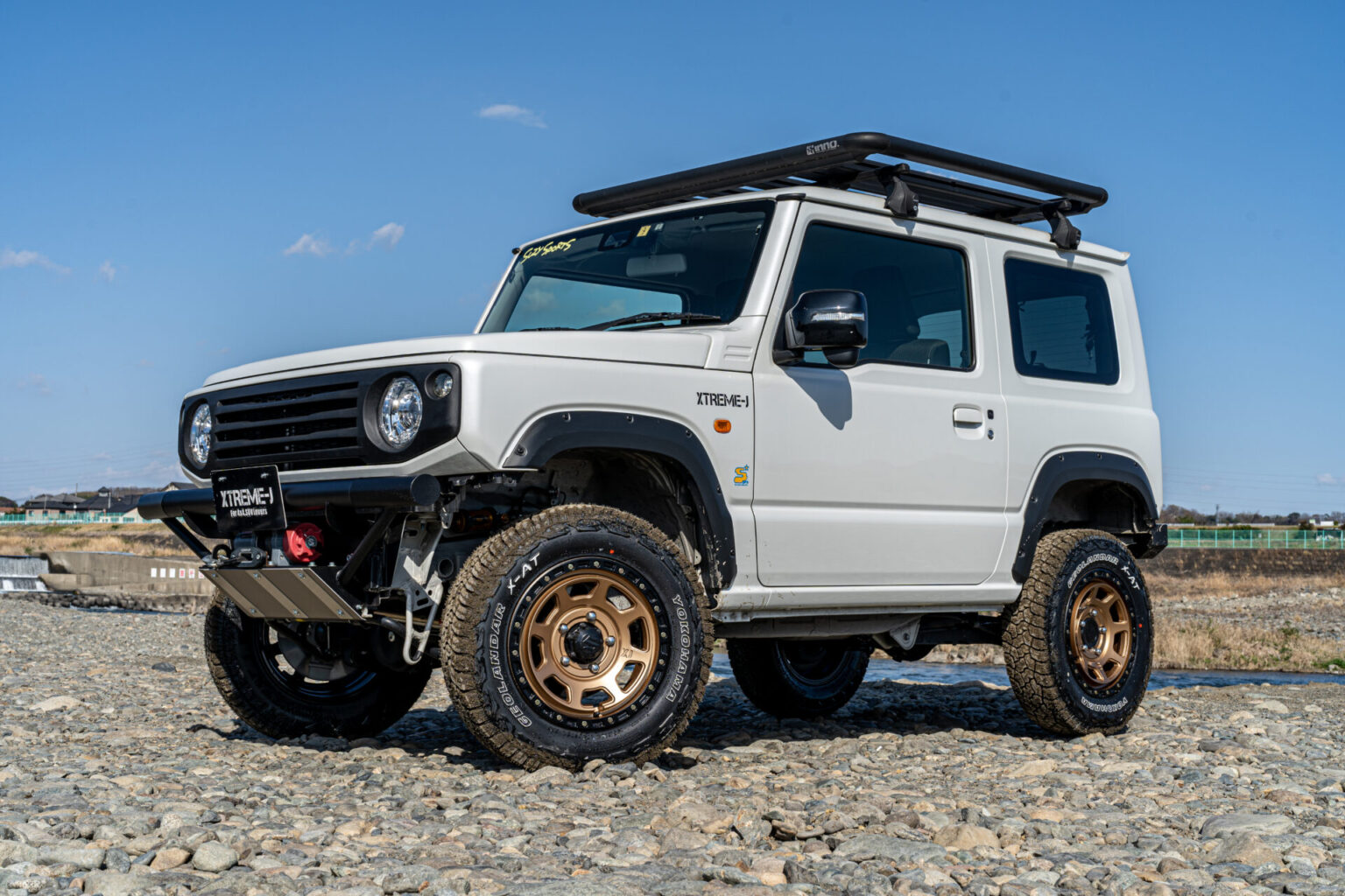 ジムニー JB64 x XTREME-J XJ07 | MLJ